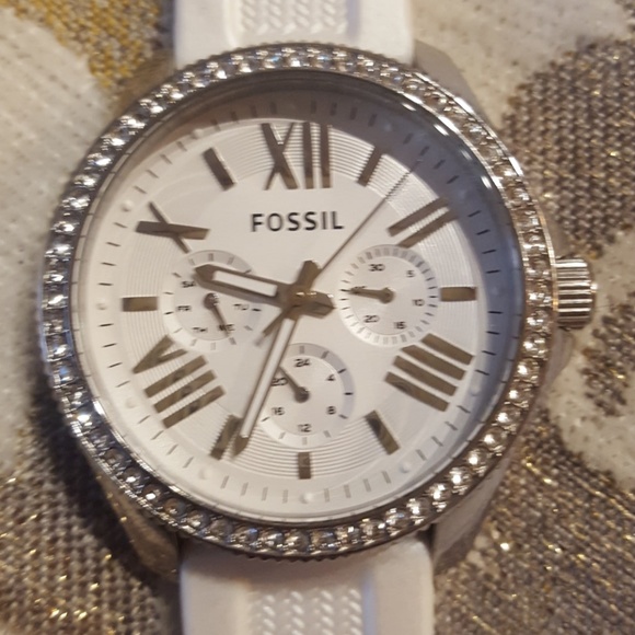 Fossil | Accessories | Fossil White Large Face Watch | Poshmark